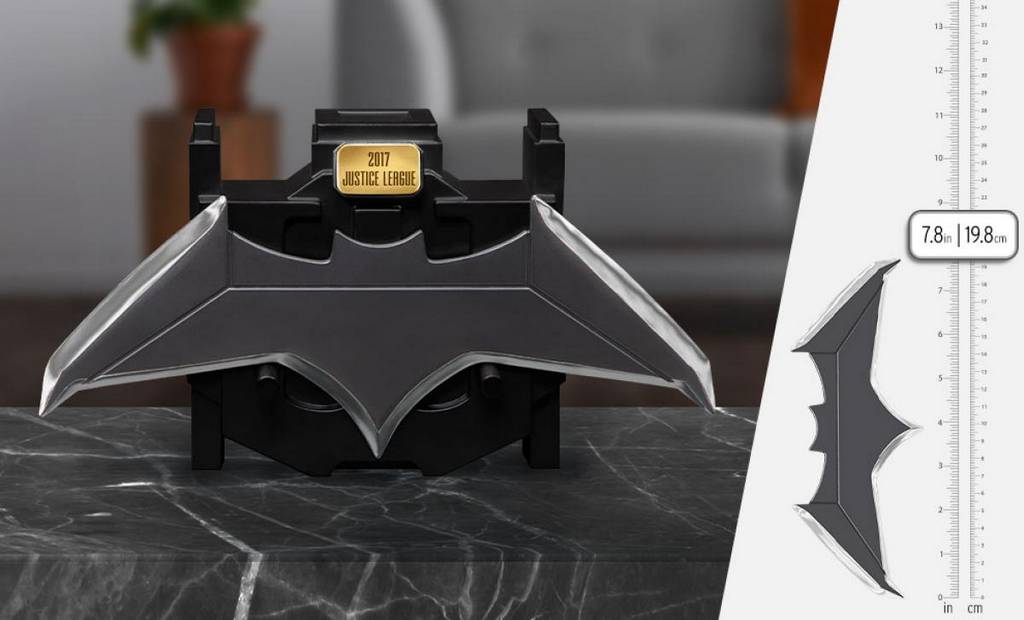 DC Comics: Zack Snyder's Justice League - Justice League Metal Batarang ...